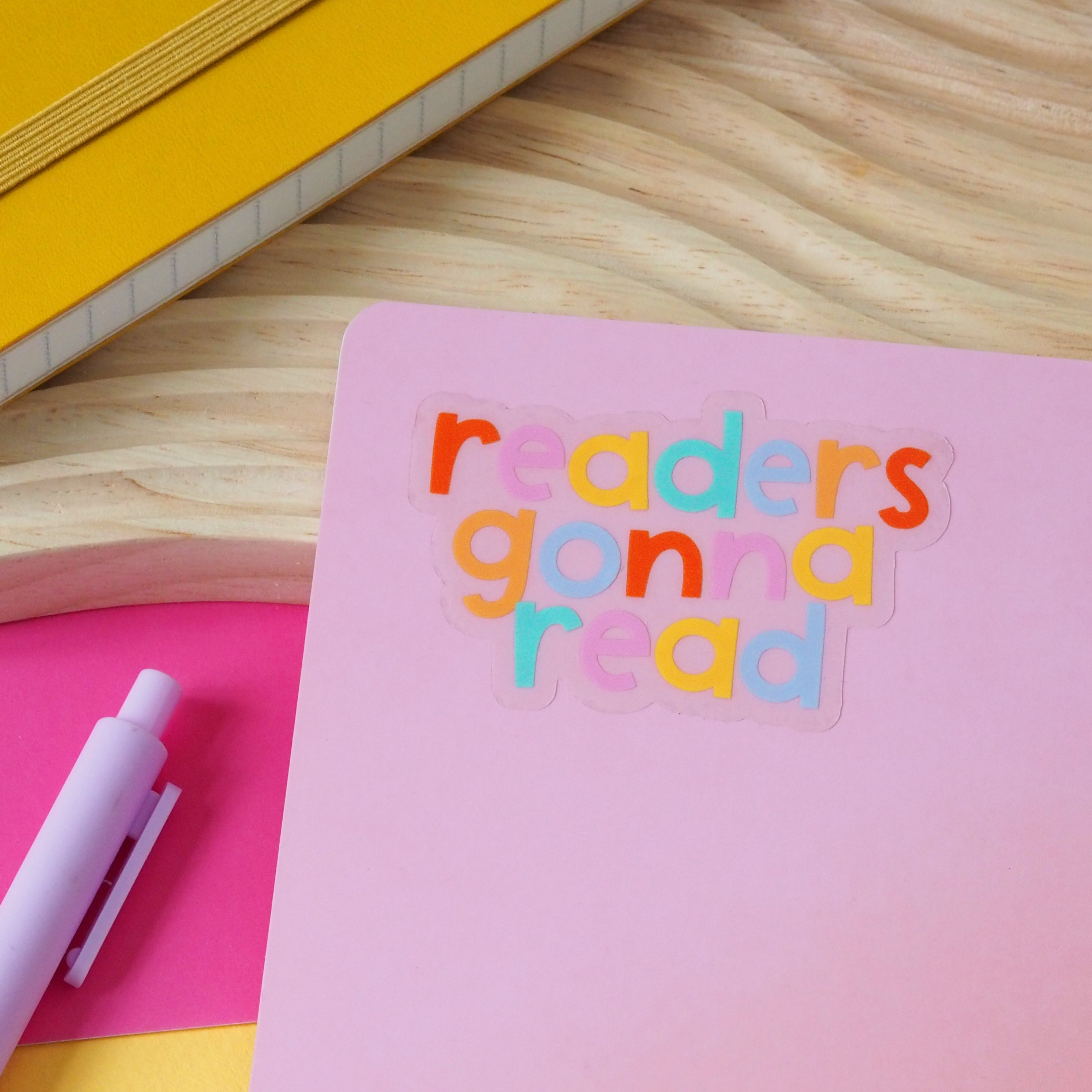 Readers Gonna Read Sticker – Nutmeg and Arlo